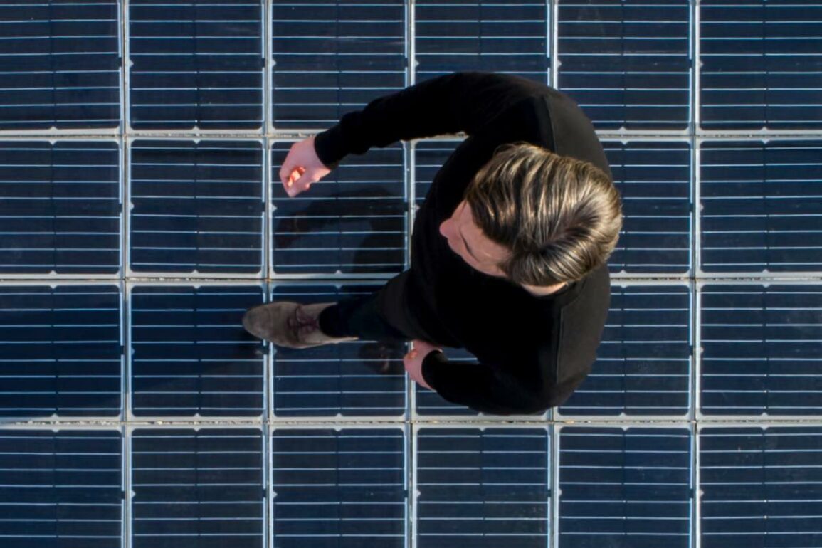 Solarpflaster statt Pflastersteine | nextelectro.de